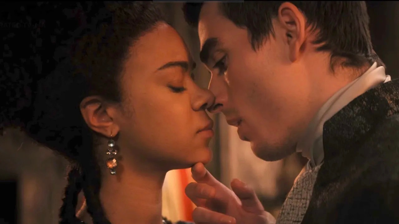 Shonda Rhimes of 'Bridgerton' Opens Up About Filming S*x Scenes: 'Do a Love Scene in a Snowsuit ...