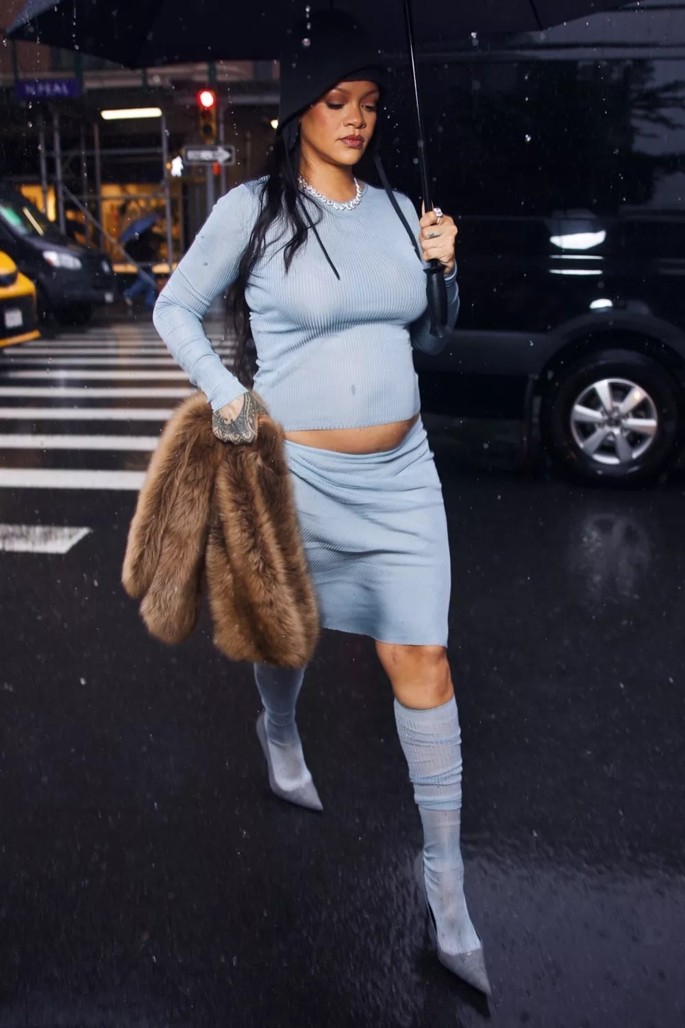 Rihanna is pregnant for the third time, A$AP Rocky is emotional - but ...