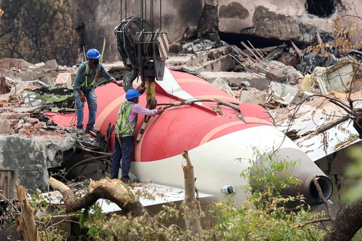 FINALLY FOUND: The investigation into the crash of Flight AI-171 with ...