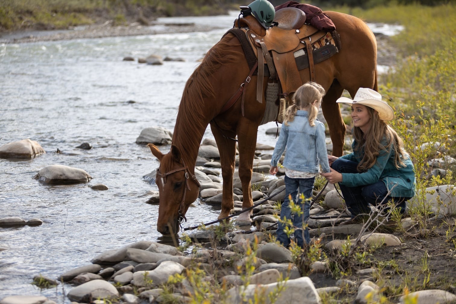 🚨 TEARS, TRIUMPHS, AND HEARTLAND’S FUTURE — Amber Marshall opens up ...